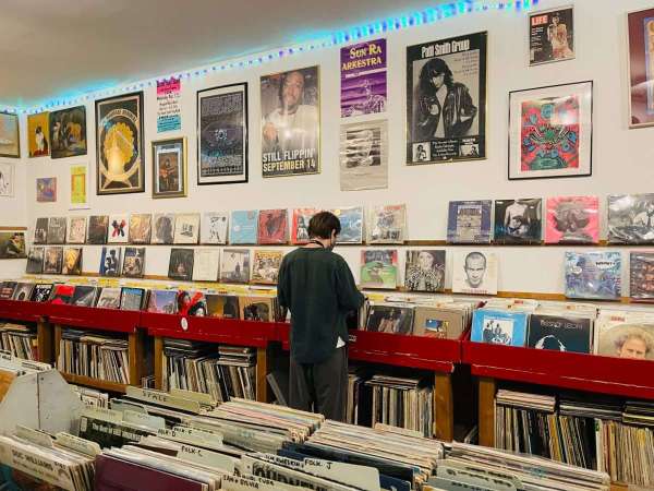 Your Day in Vinyl: Exploring the Best Record Stores in Philadelphia ...